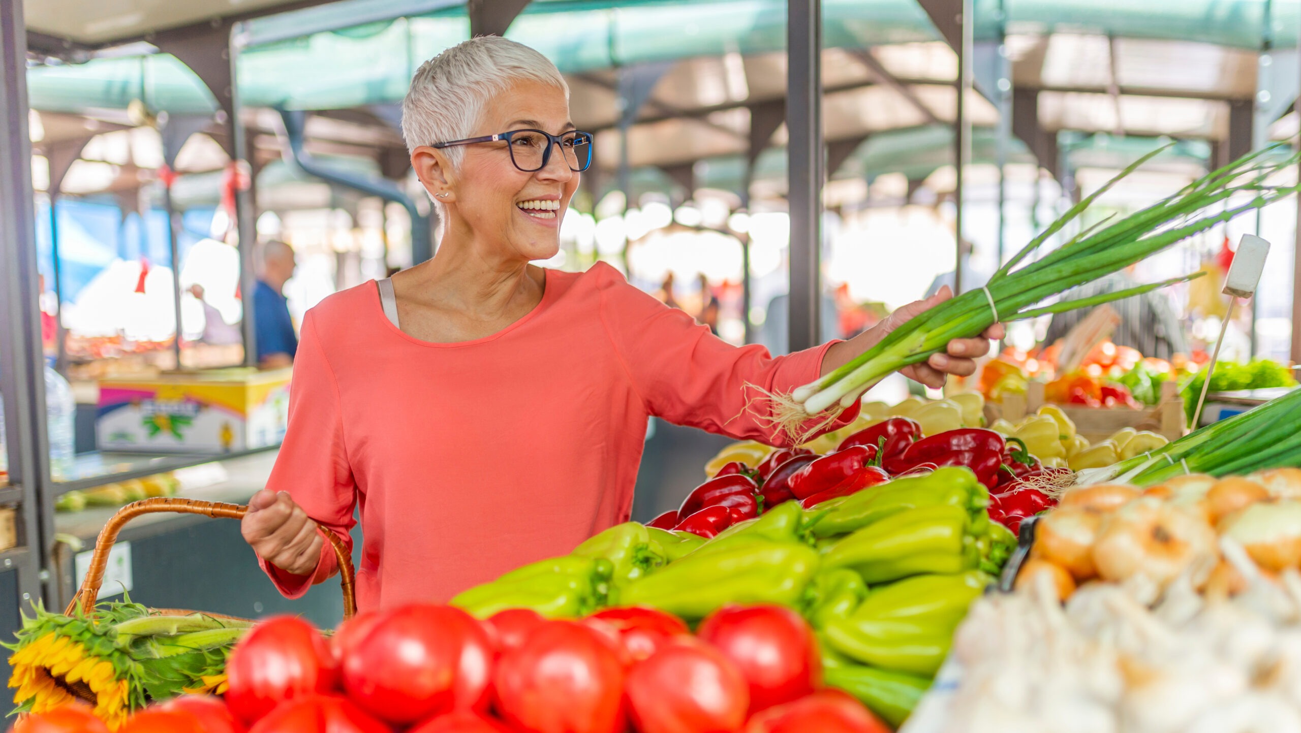 Eating healthy and buying smart with the Dirty Dozen and the Clean ...